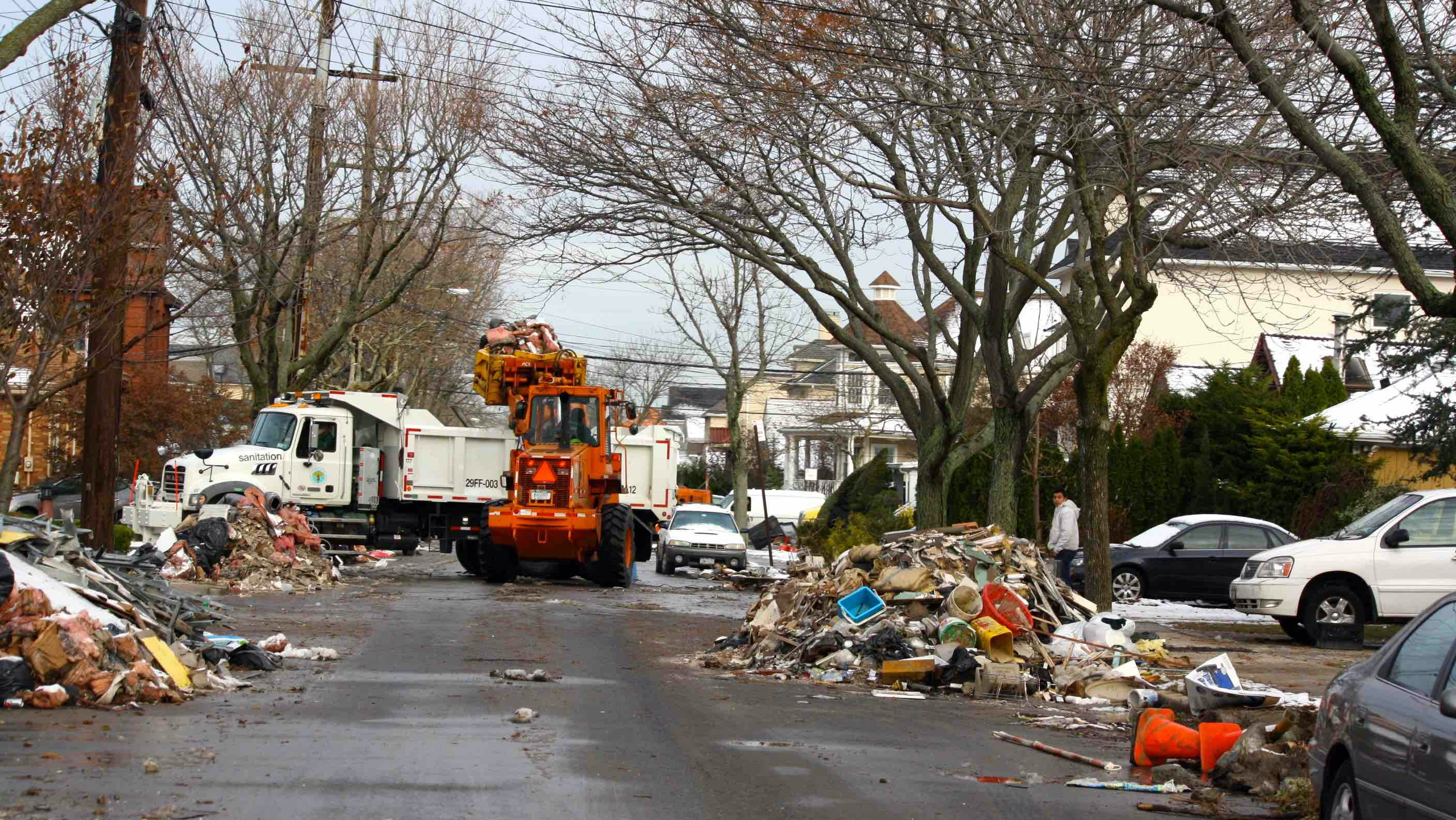 Robin Nagle: When the "Away" Becomes Real: Managing Garbage in New York ...